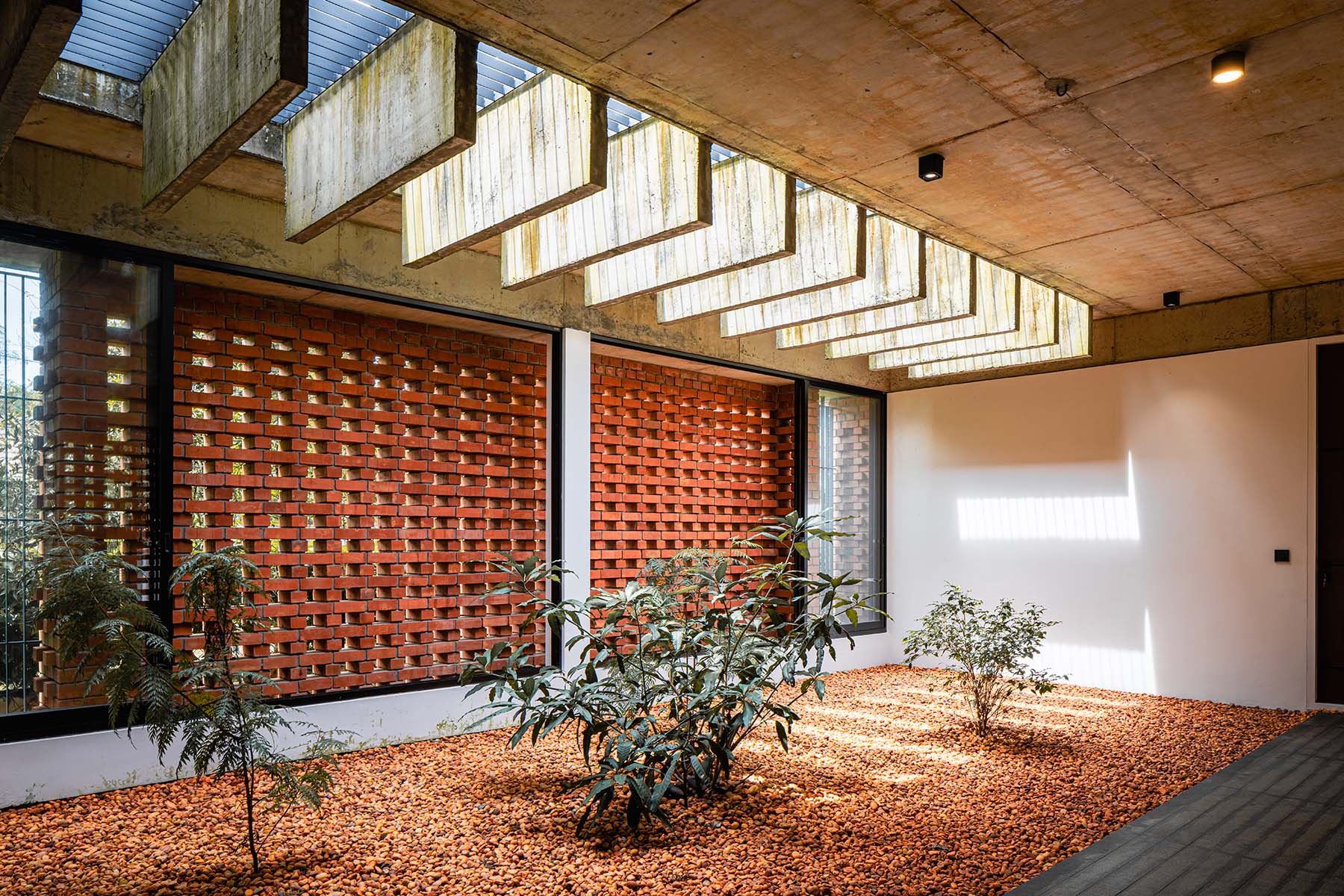 LIJO.RENY.architects